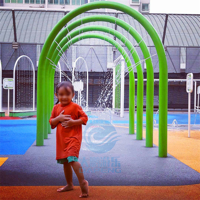 3.0m Height Water Arches Hot Dipped Galvanized Steel For Children Spray ...