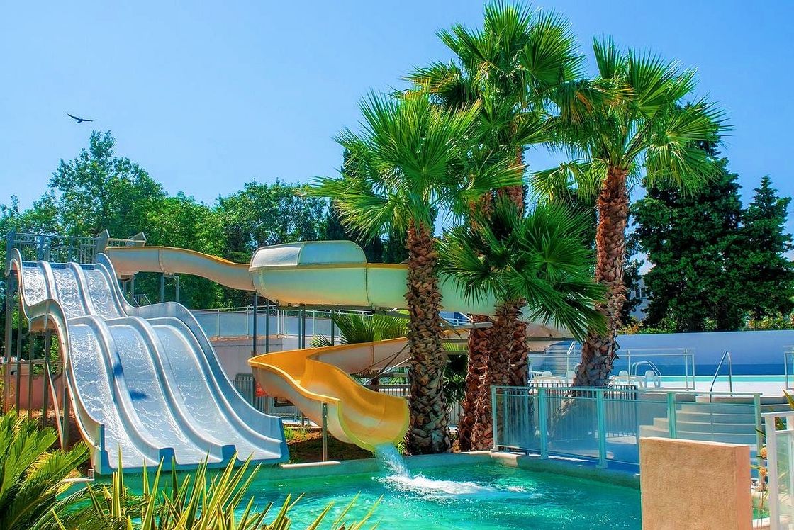 OEM Outdoor Aqua Water Park Swimming Pool Water Theme Spiral Fiberglass ...