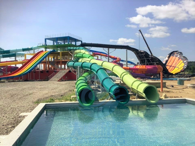 Aqua Park Triple Twist Water Slide Outdoor 10m Fiberglass Customized Color
