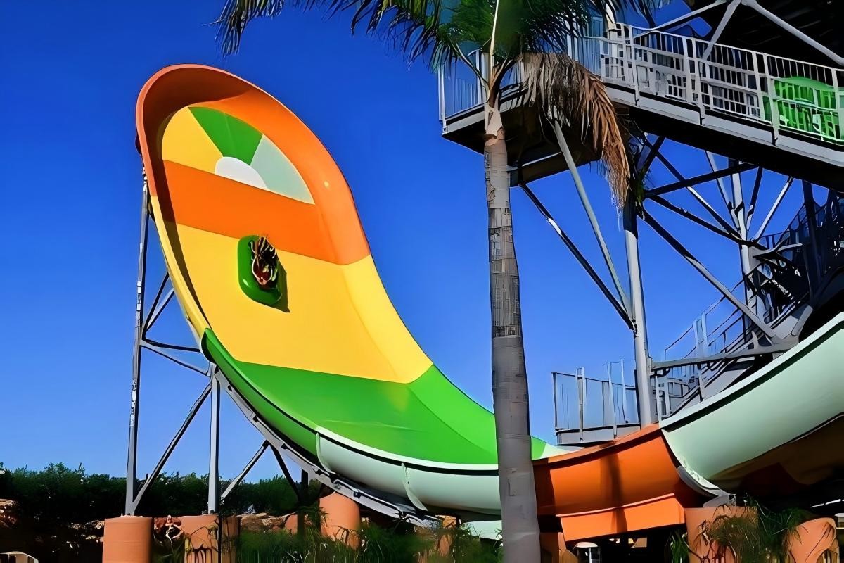 Outdoor Large Water Playground Swimming Pool Fiberglass Water Slide